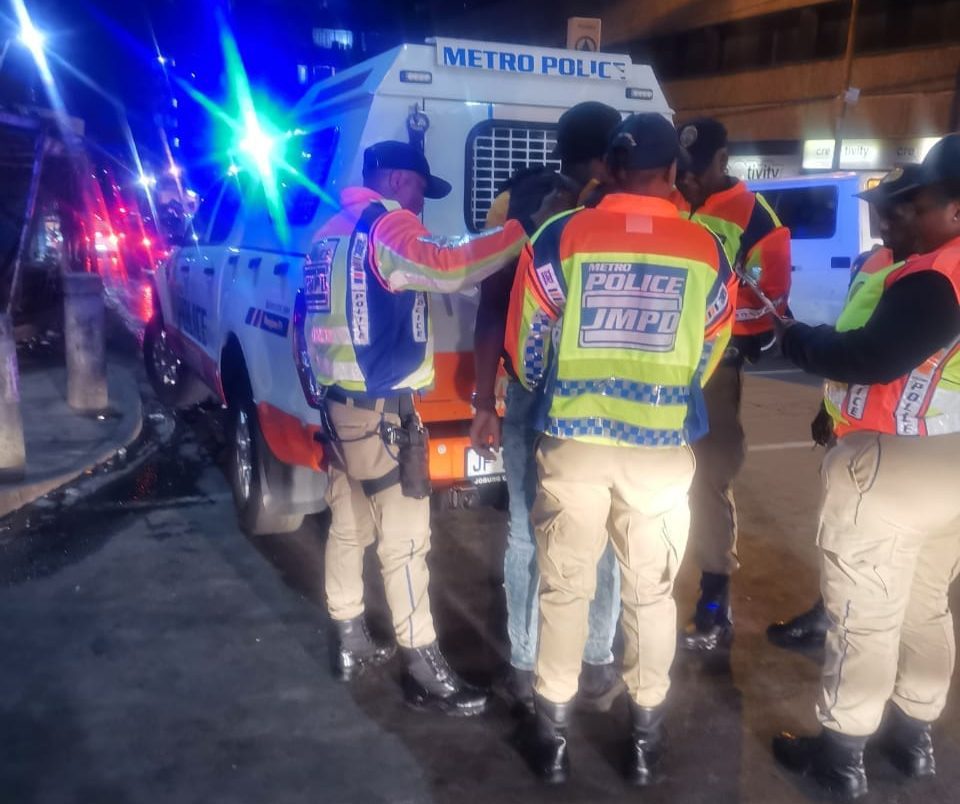 Metro police warns about bogus post - Vaal Metro X-press